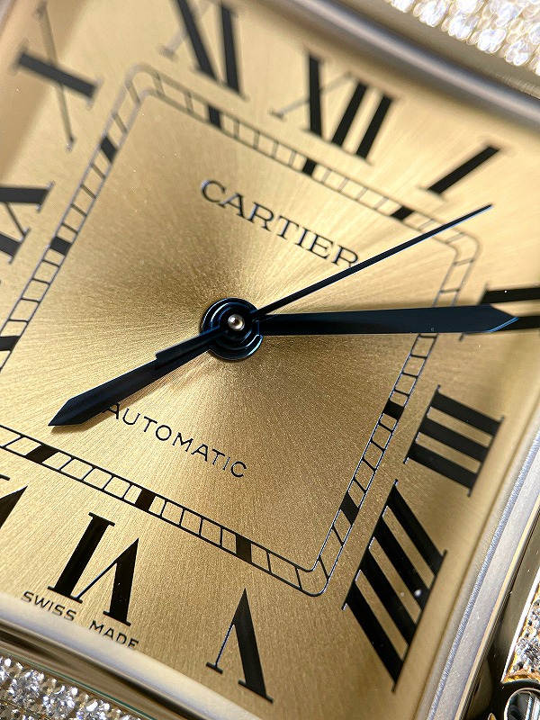 ダイヤとゴールドが上品に輝く💎/カルティエ サントスダイヤ ダイヤとゴールドが上品に輝く💎/カルティエ サントスダイヤ