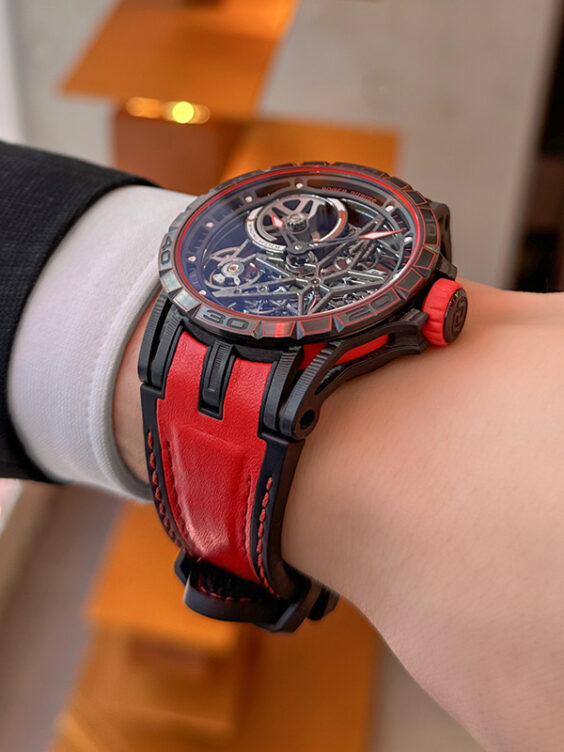 湧き上がり続けるアドレナリン ロジェ・デュブイ／エクスカリバースパイダーDBEX0573 | HASSIN オフィシャルブログ｜名古屋南IC ...