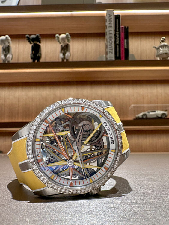 自然と光をまとうアートピース／ロジェ・デュブイ エクスカリバー ブラックライトDBEX1014 | HASSIN オフィシャルブログ｜名古屋南 ...